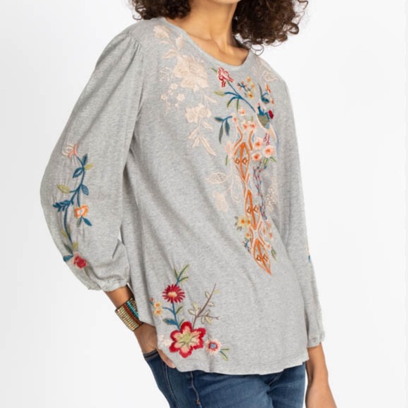 Johnny Was | Tops | Johnny Was Ellia Puff Sleeve Tee | Poshmark